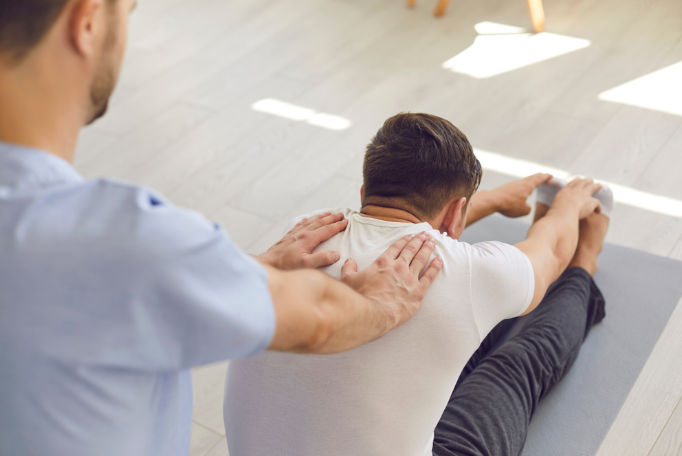 Unlock Wellness: Your Guide to Choosing a Manual Therapist